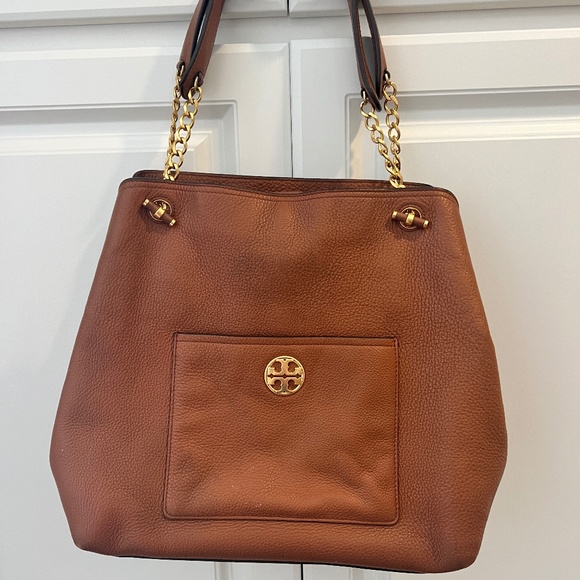 Tory Burch | Bags | Tory Burch Chelsea Slouchy Leather Tote | Poshmark
